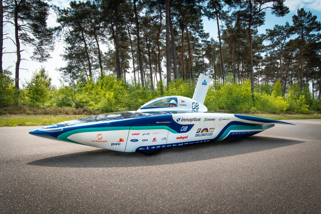 Innoptus Solar Team | Bridgestone World Solar Challenge